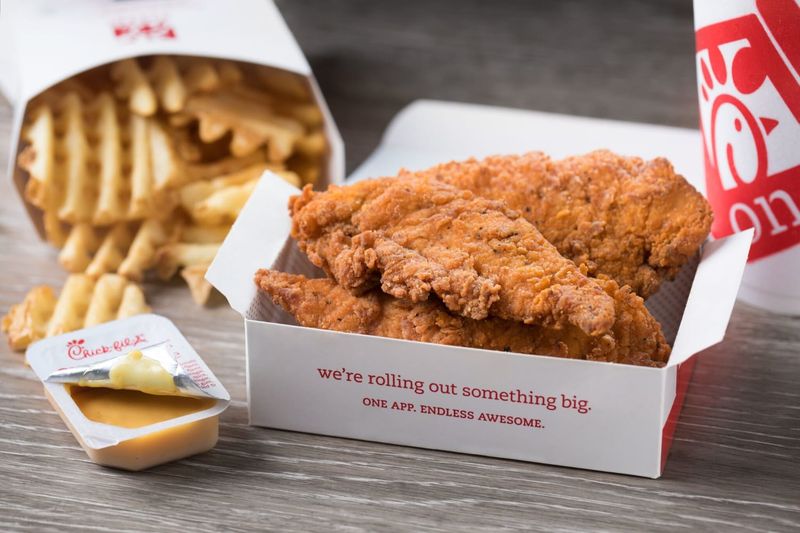 16 fast food chicken tender orders worth trying