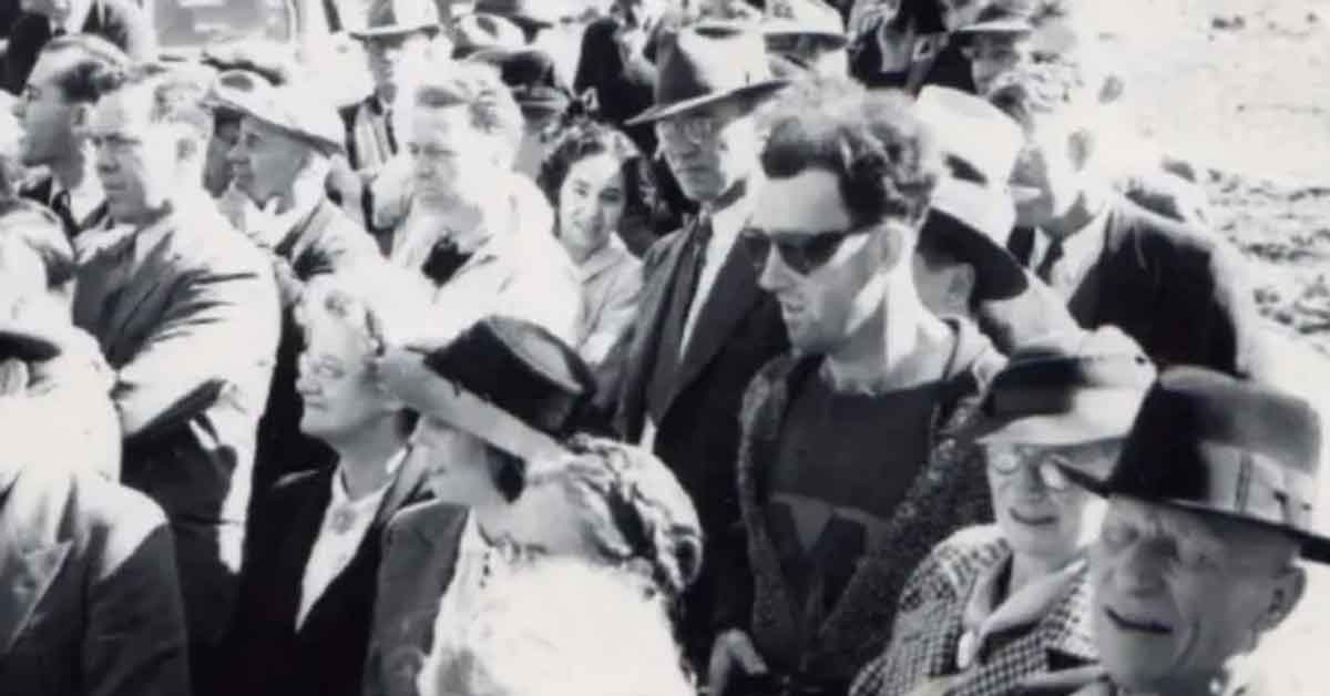 10 facts about the 1990s alleged time traveler, John Titor