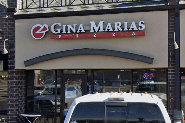 50-year-old pizza chain shuts down all US locations and files for ...