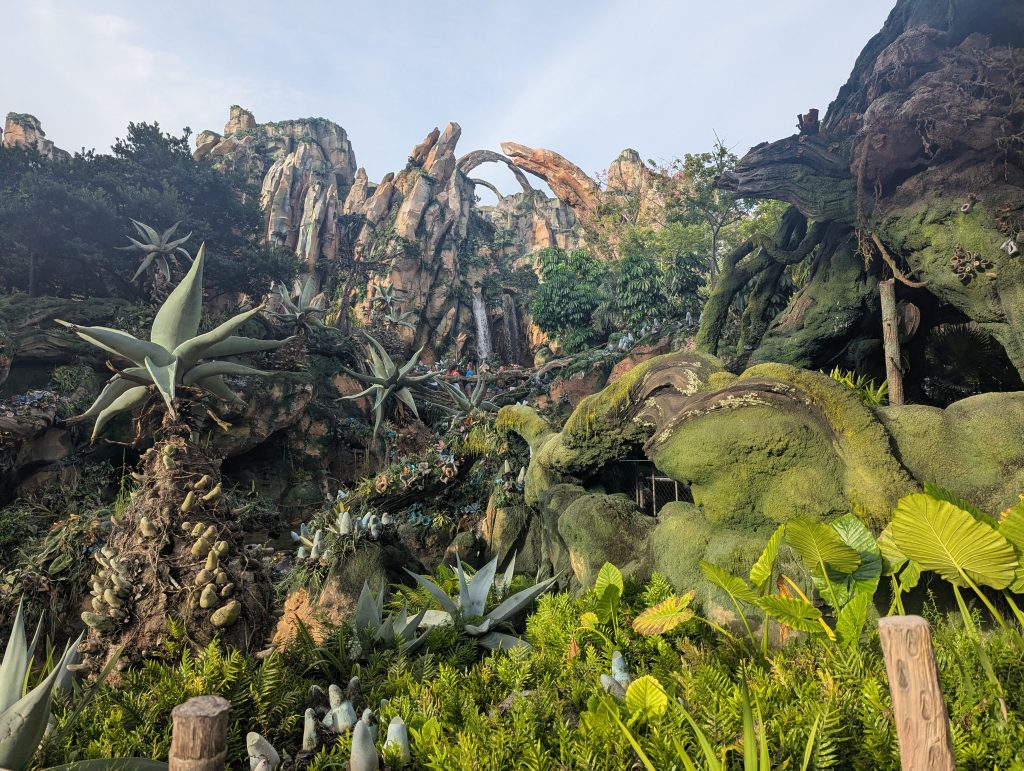 15 thrilling Disney World rides with the longest waits