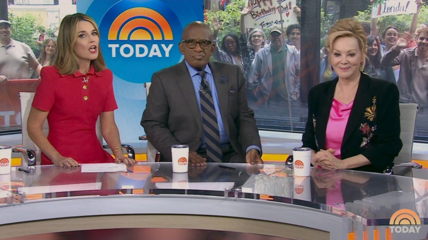 'Today' hosts react to Savannah Guthrie & Al Roker's 'Hacks' cameos