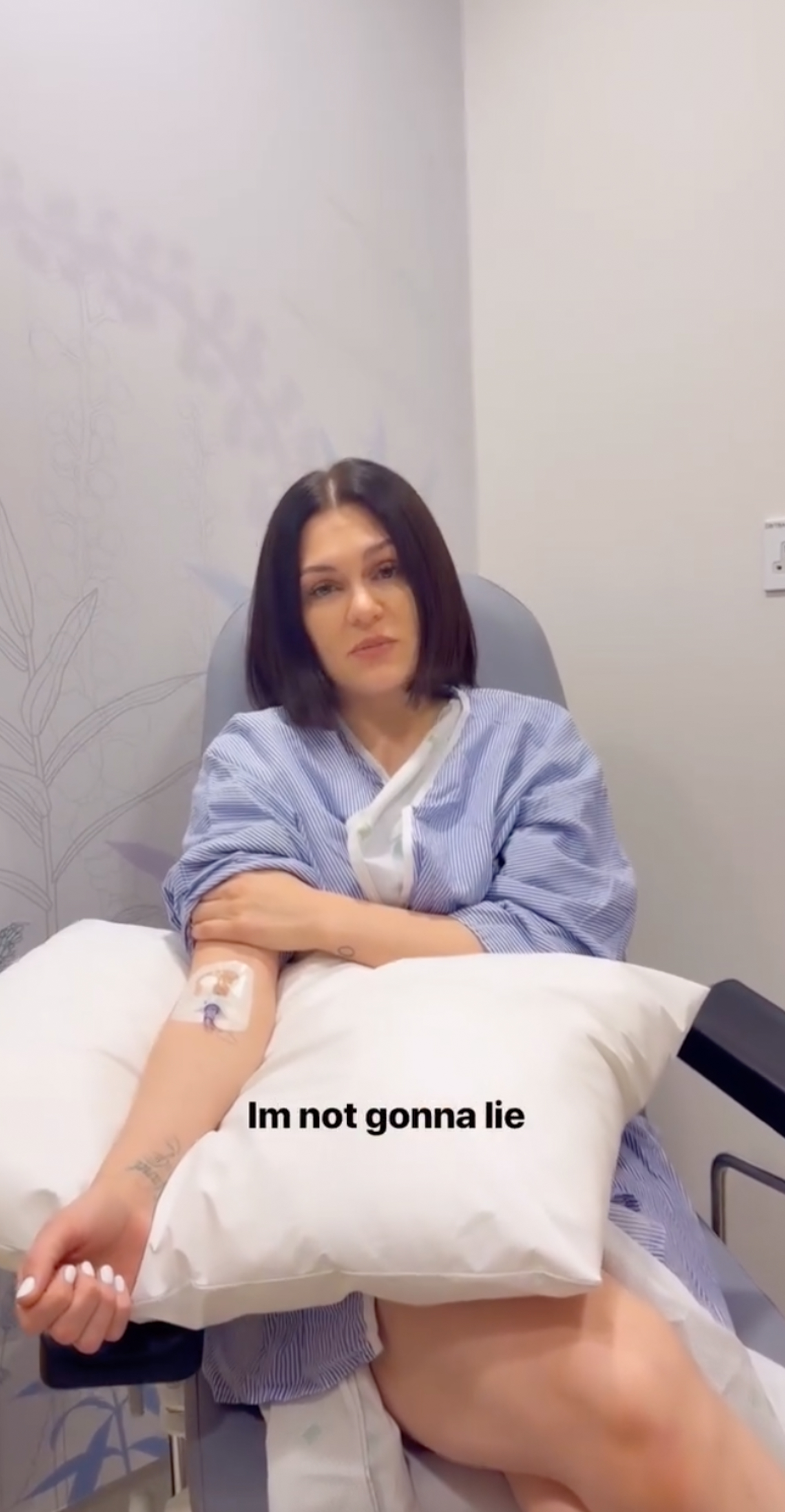 Jessie J reveals major update in cancer battle that left her sobbing ...