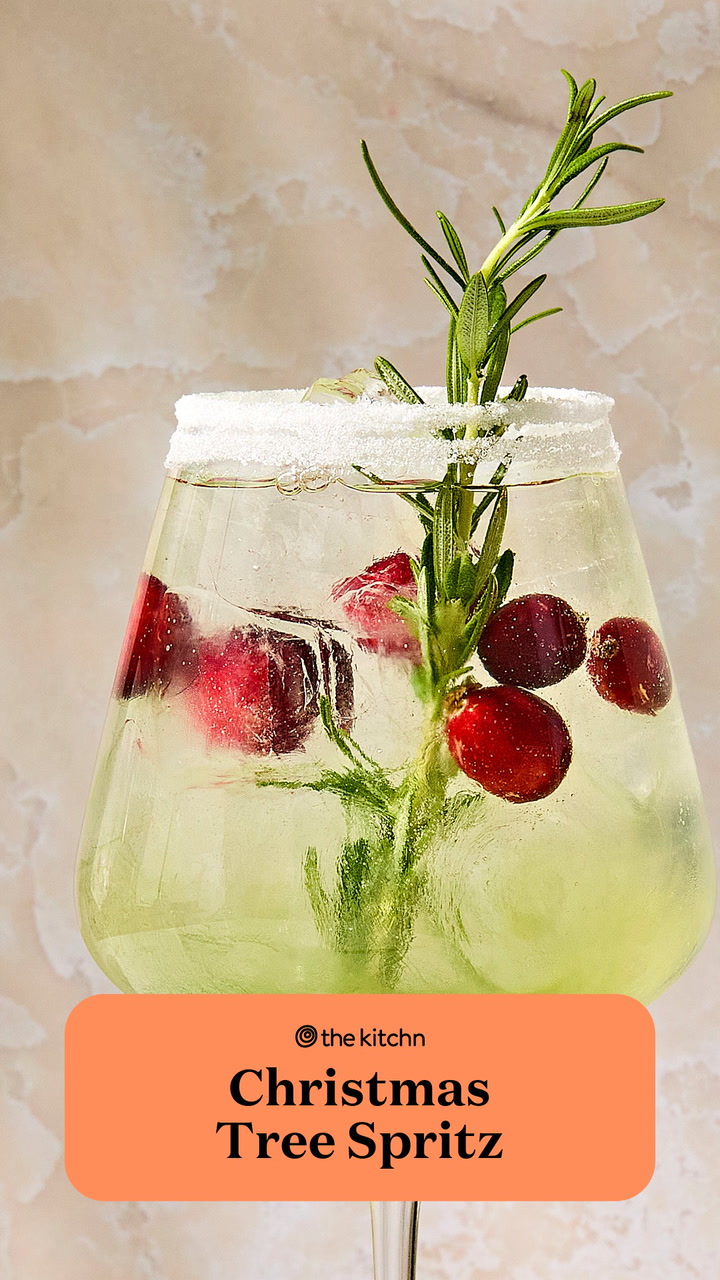 How to make a Christmas tree spritz