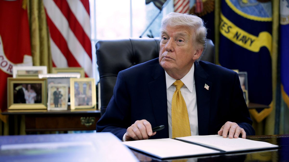 Don't fall for alleged Trump post threatening Catholic Church with ...