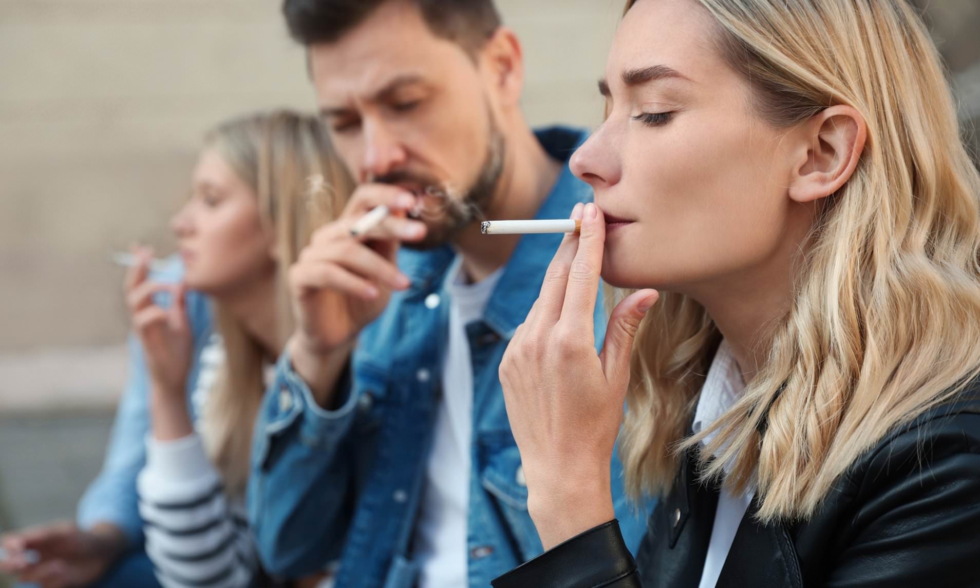 Socially smoking in your twenties could leave you at risk of lung ...