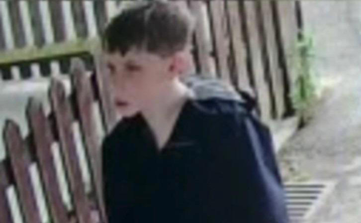 Baby-faced man wanted in connection with criminal damage in Corby