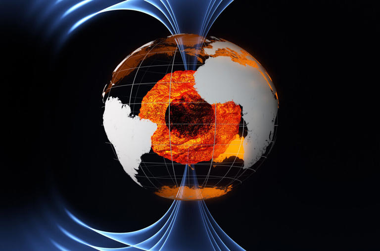Earth's outer core beneath Pacific reversed direction in 2010 ...