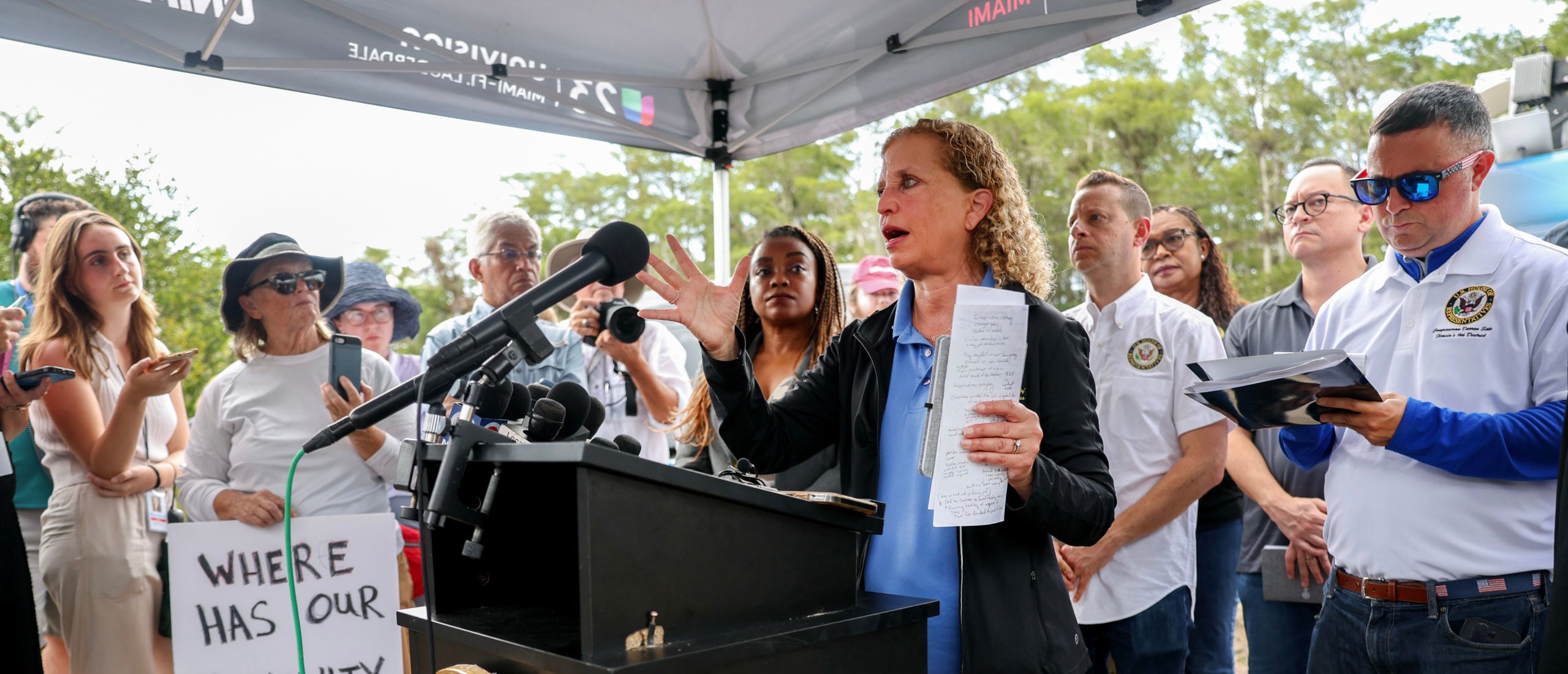 Debbie Wasserman Schultz announces run for mainly Black district with ...