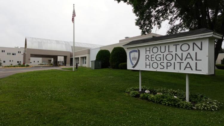 Houlton Regional Hospital nurses begin four-day strike over emergency ...