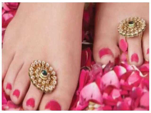 The significance of silver toe rings in Indian culture and health
