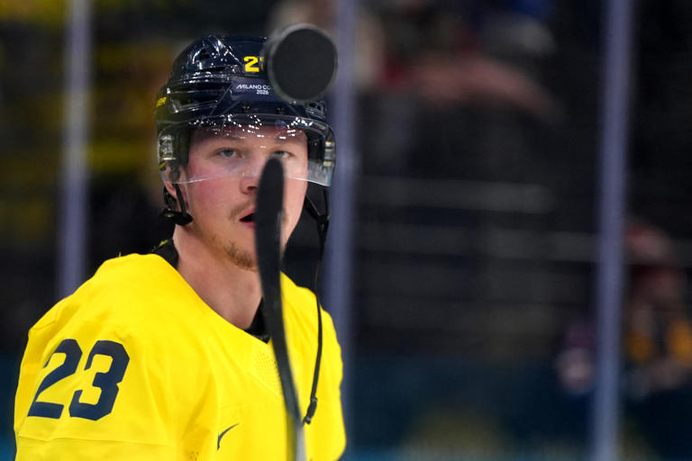 How to watch Sweden vs Italy: Live stream 2026 IIHF World Championship ...