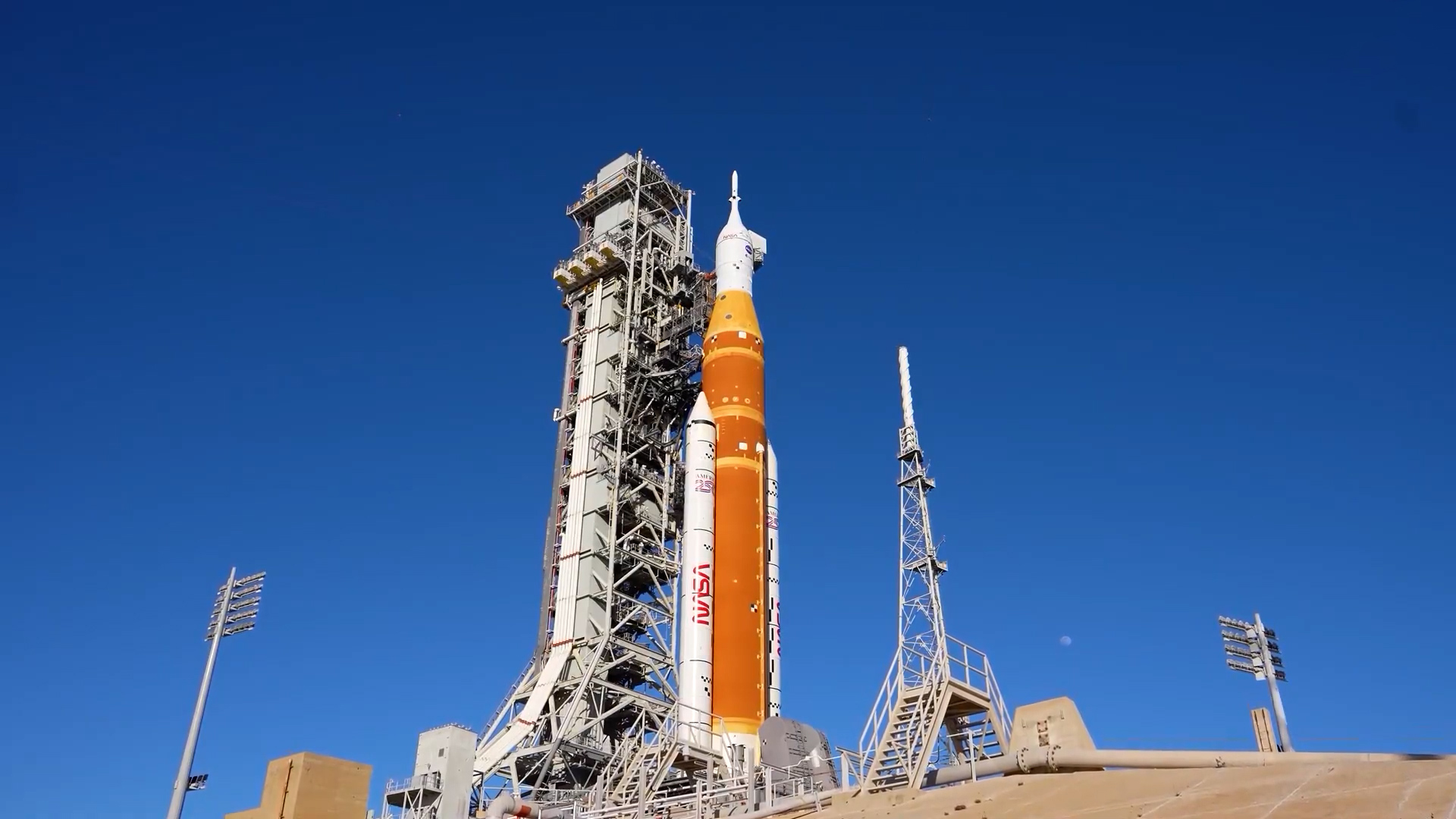 NASA says SLS rocket is just another Boeing Starliner about to risk it ...