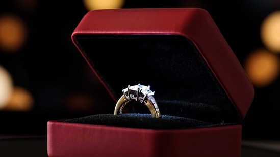 Are laboratory-grown diamonds real? 5 questions on lab vs natural ...