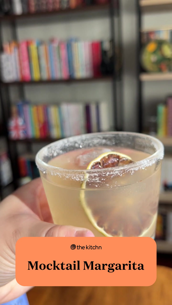 How to make a mocktail margarita