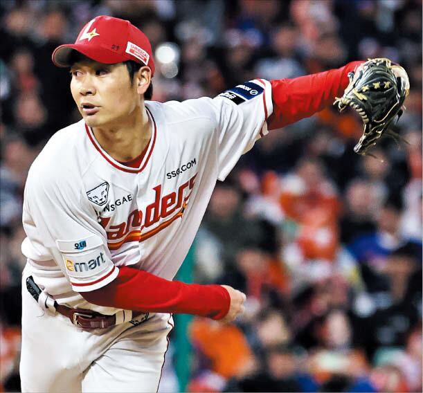 Asian quota Japanese pitchers struggle to meet expectations