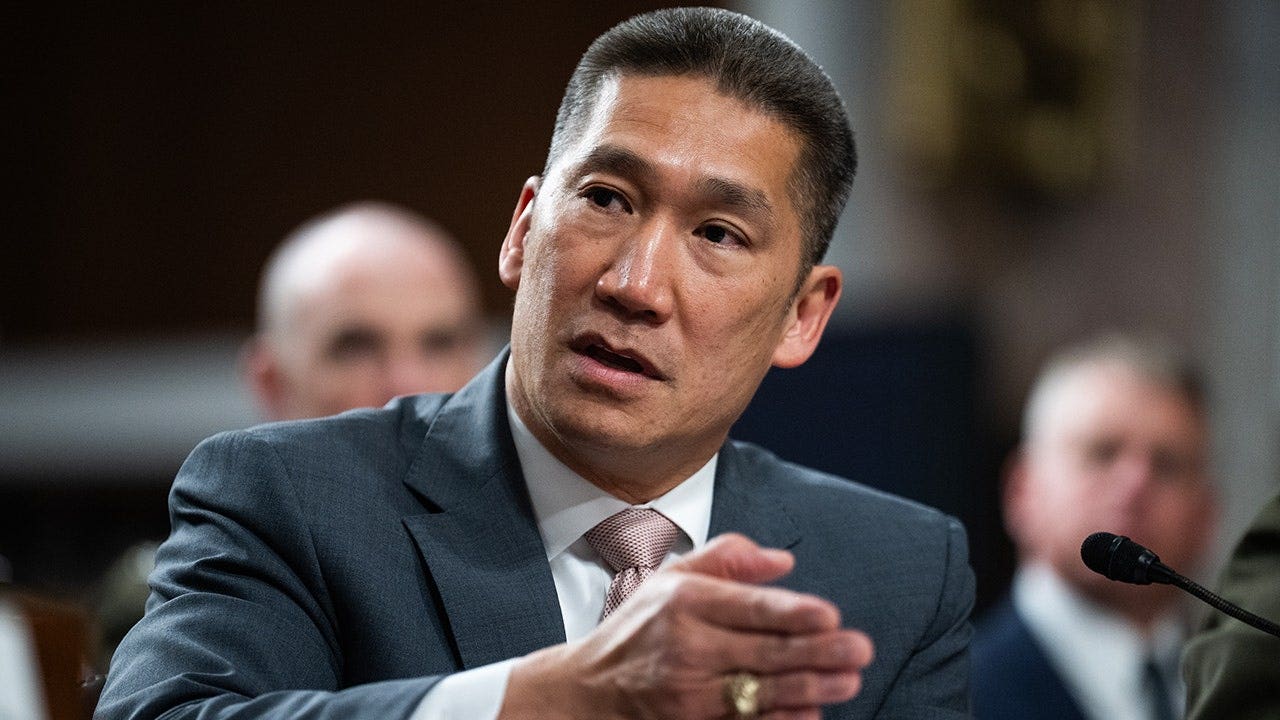 As China tensions loom, US temporarily pauses Taiwan weapons sales due ...