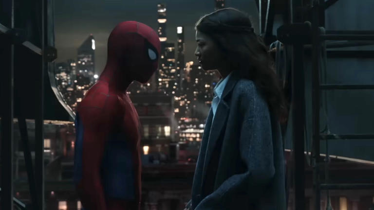 Zendaya and Tom Holland continued being couples goals while on set for ...