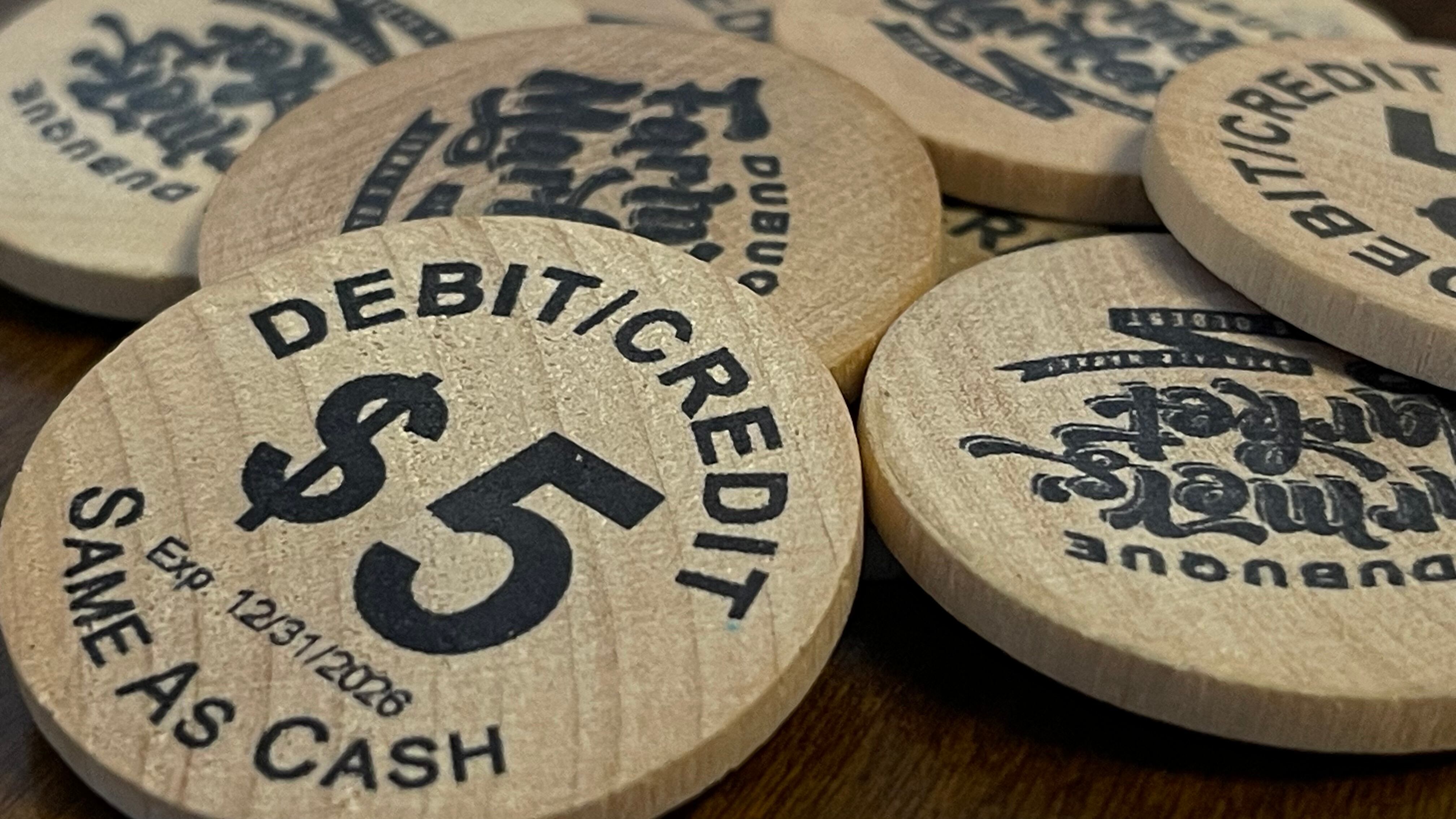 Dubuque Farmers’ Market ends popular token program after discovering ...
