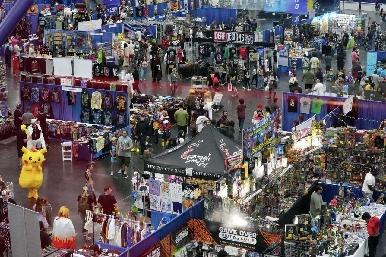 With World Cup approaching, Houston Comicpalooza to host a soccer video ...
