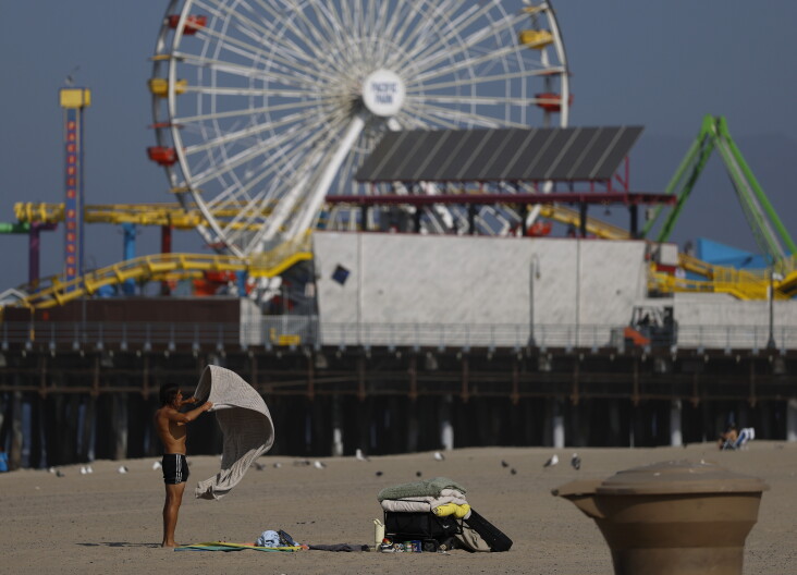 Beach bus connecting Antelope Valley to Santa Monica returns Monday for ...