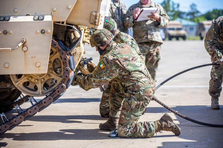 Scarlet for ya: Irish team takes first place on Bradleys in US Army's ...