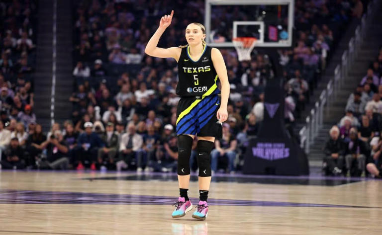 Paige Bueckers makes honest rough admission about Dallas Wings bench ...