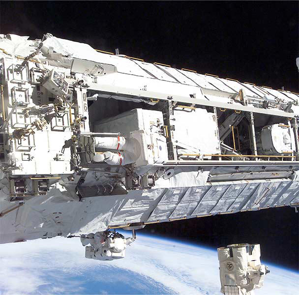 First Native American astronaut recalls historic spacewalk during Fort ...