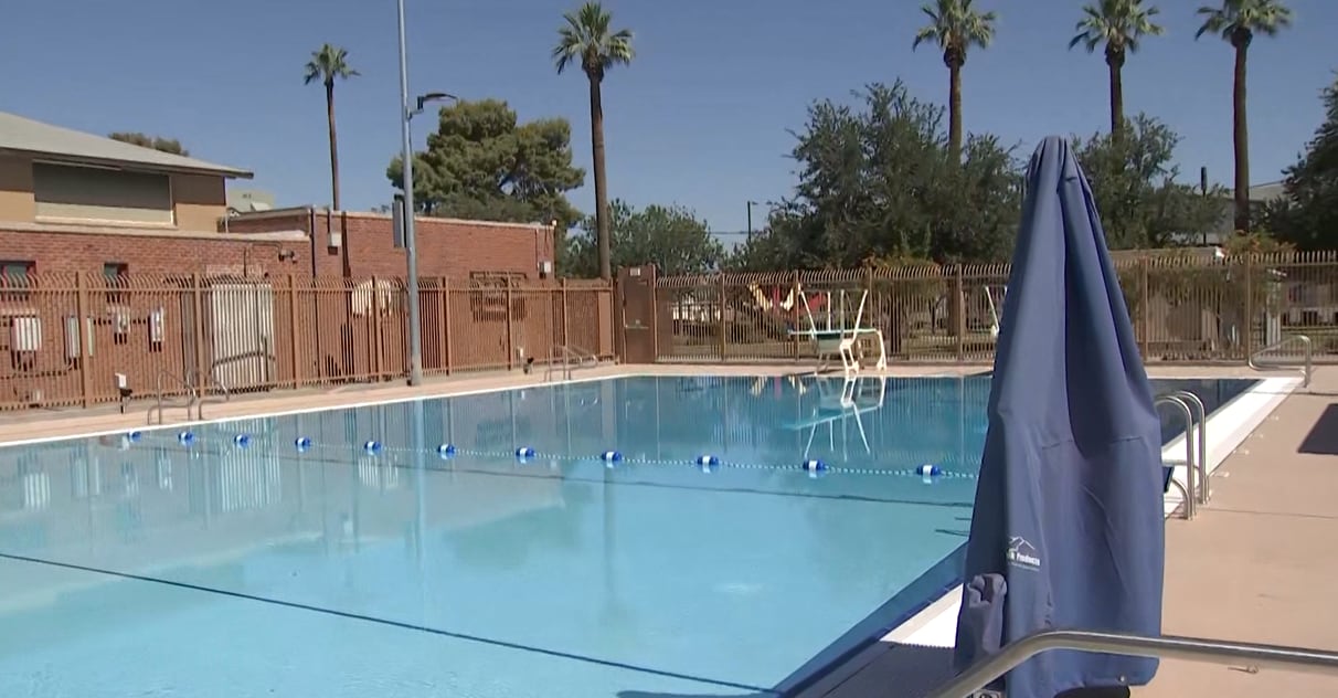 Phoenix public pools open for Memorial Day holiday weekend