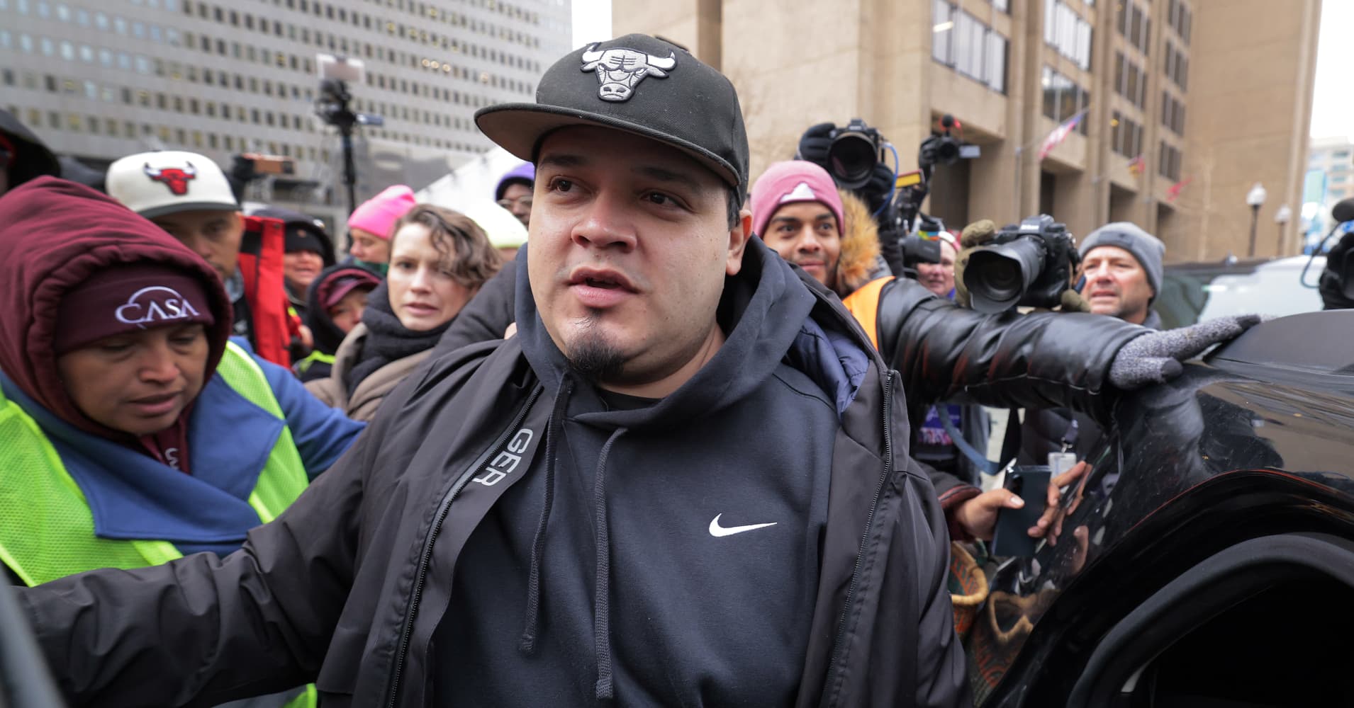 Judge tosses Kilmar Abrego Garcia charges, calls Trump administration ...