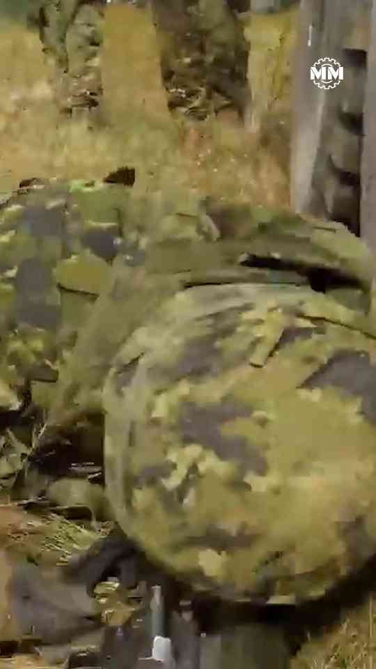 This M777 wake-up prank is brutal