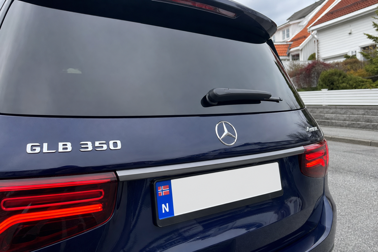 Ny elektrisk Mercedes GLB klar for Norge: Syv seter og pris fra 639.900 ...