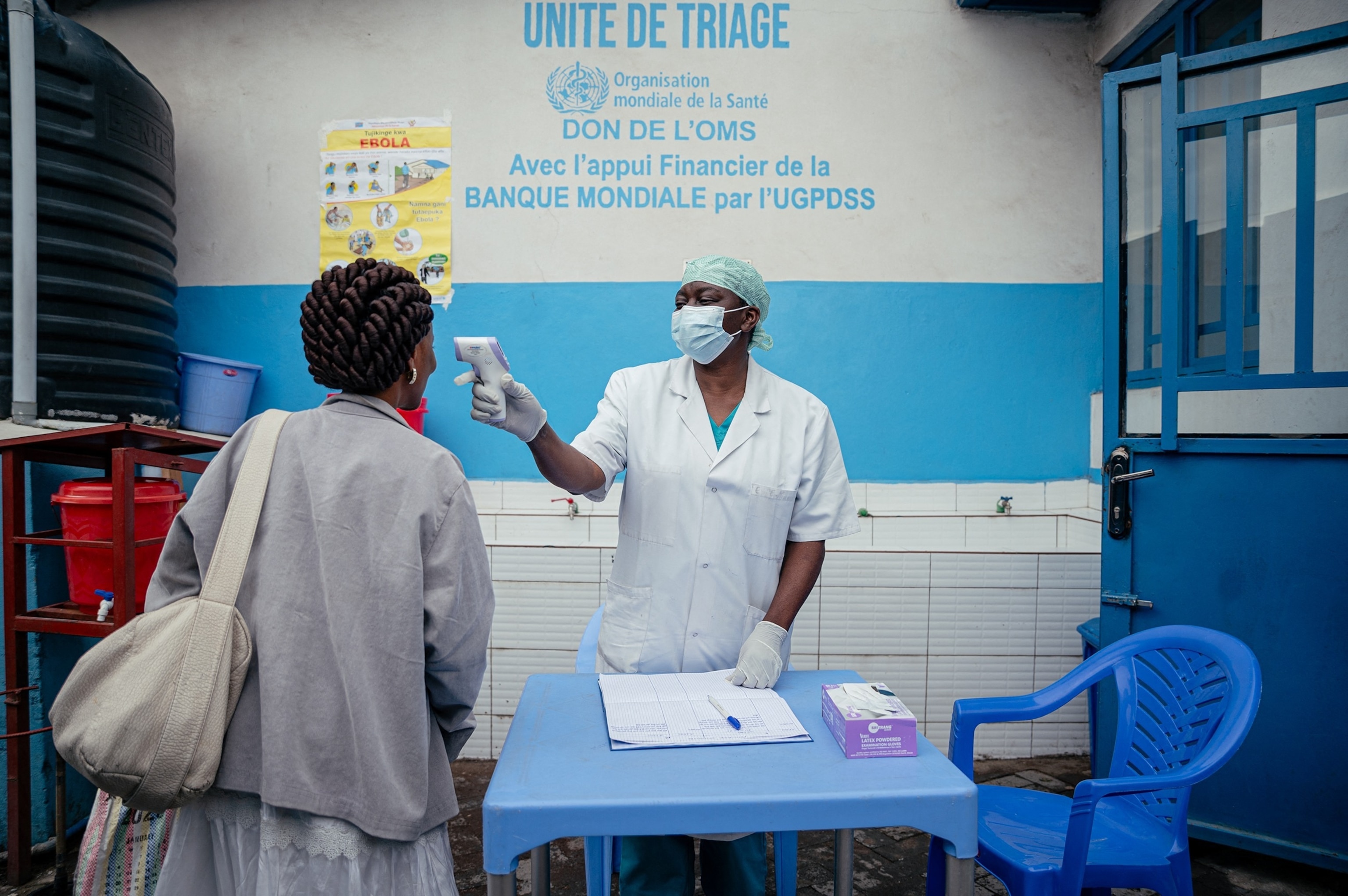 Ebola outbreak in DRC spreads, with more than 900 reported cases: Officials