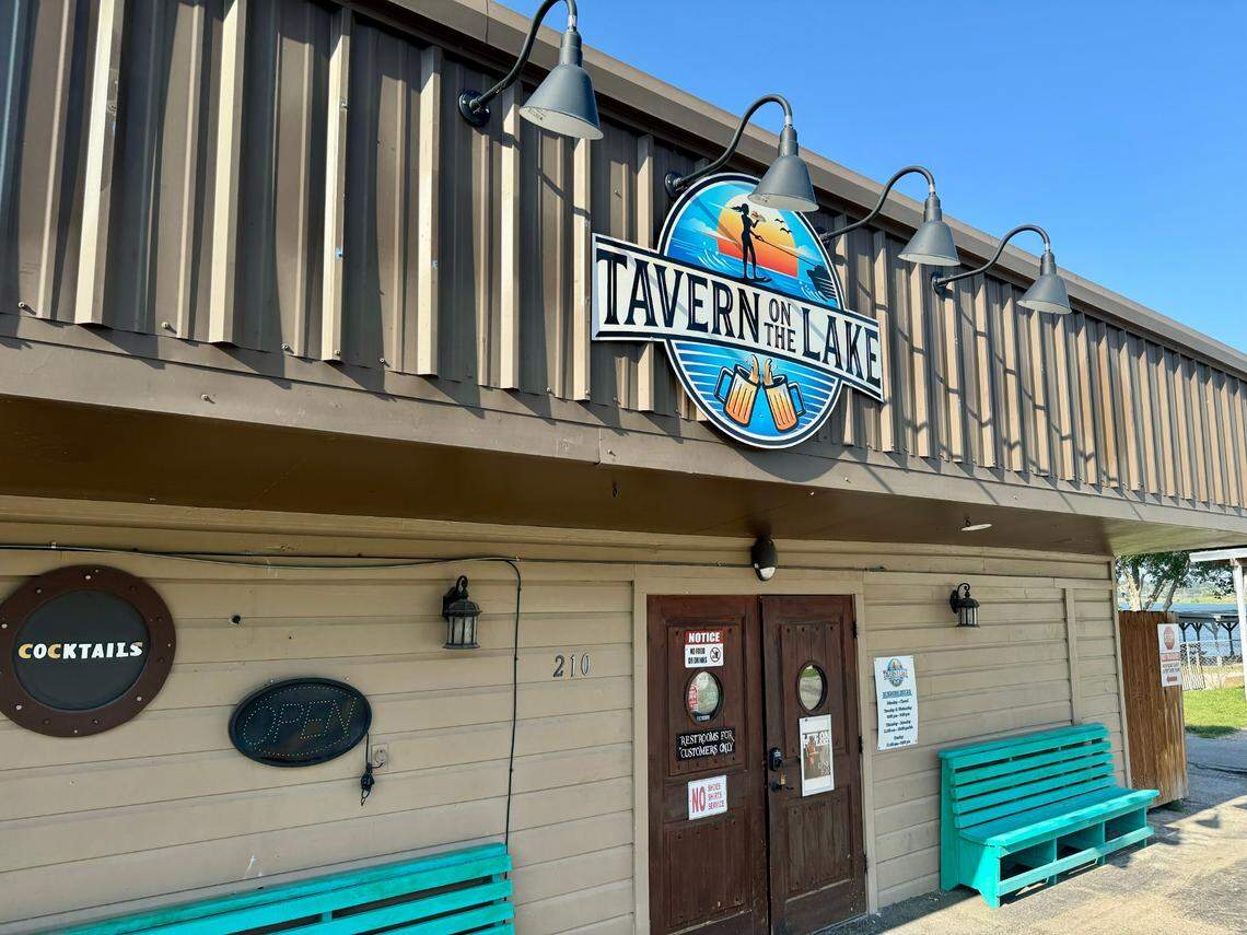 Lake Weatherford tavern operator reaches agreement with city