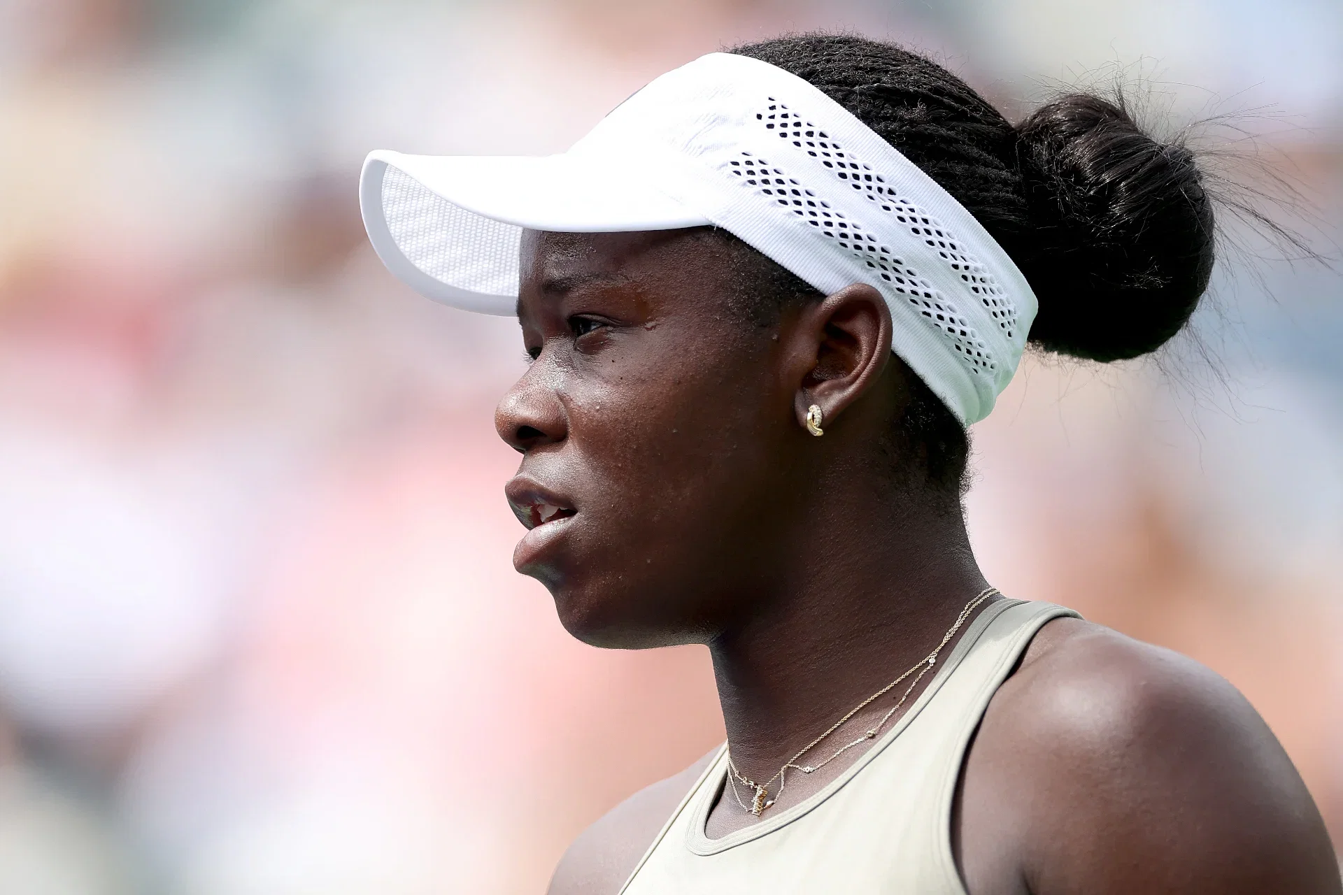 Strasbourg: Victoria Mboko selviää maratonista ja kohtaa Emma Navarron ...