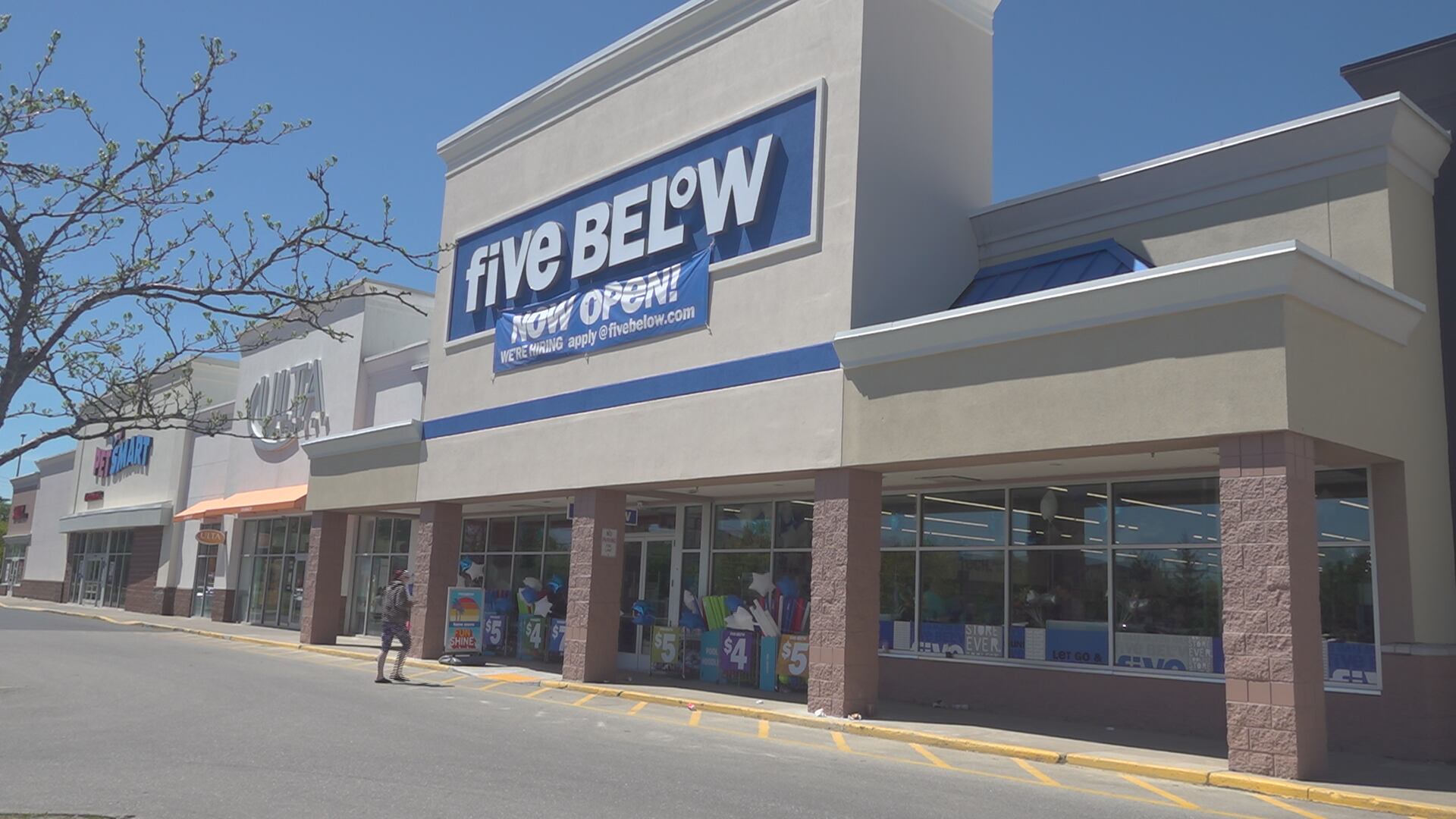 Five Below opens in Bangor