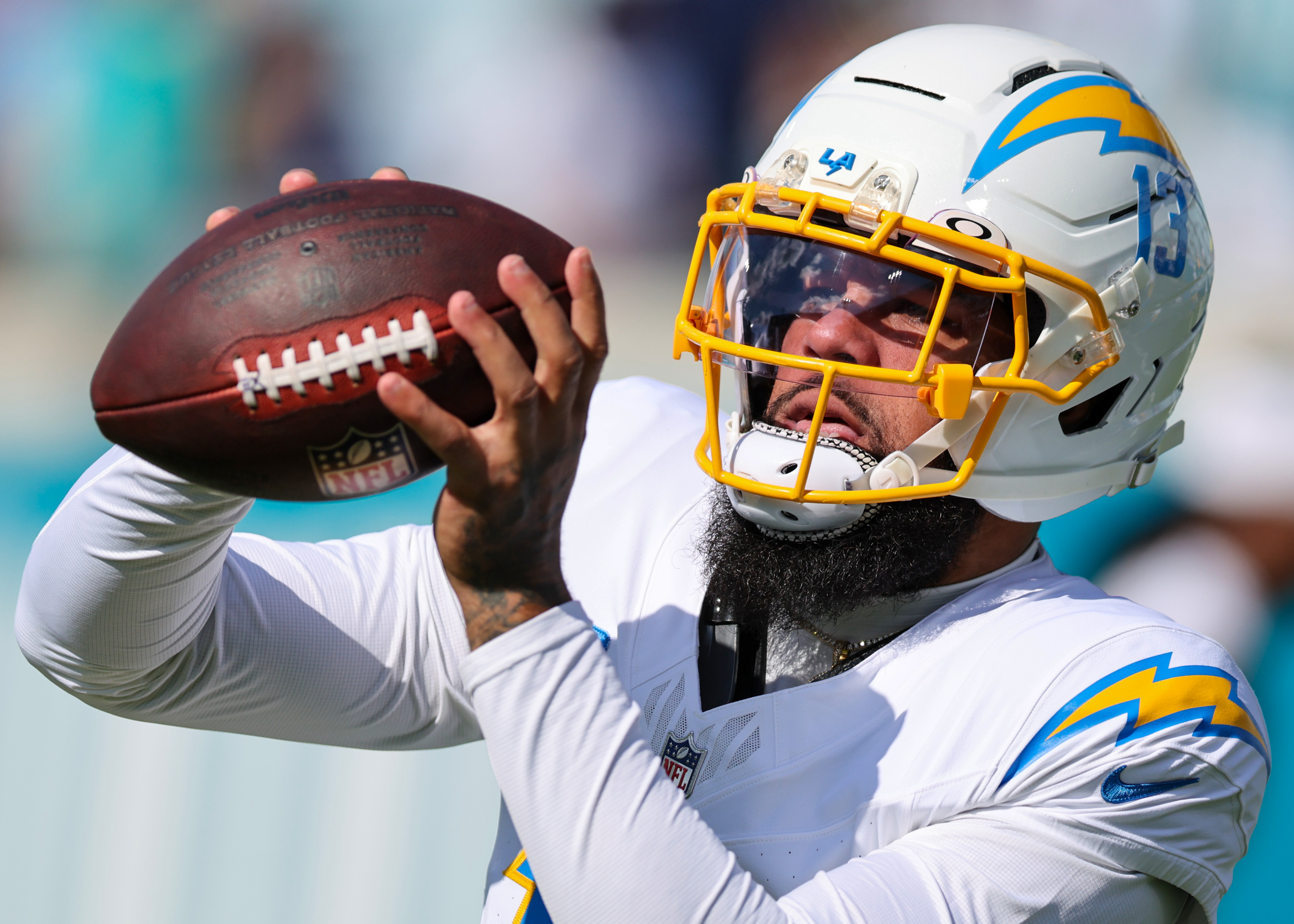 Chargers in talks to add veteran wide receiver