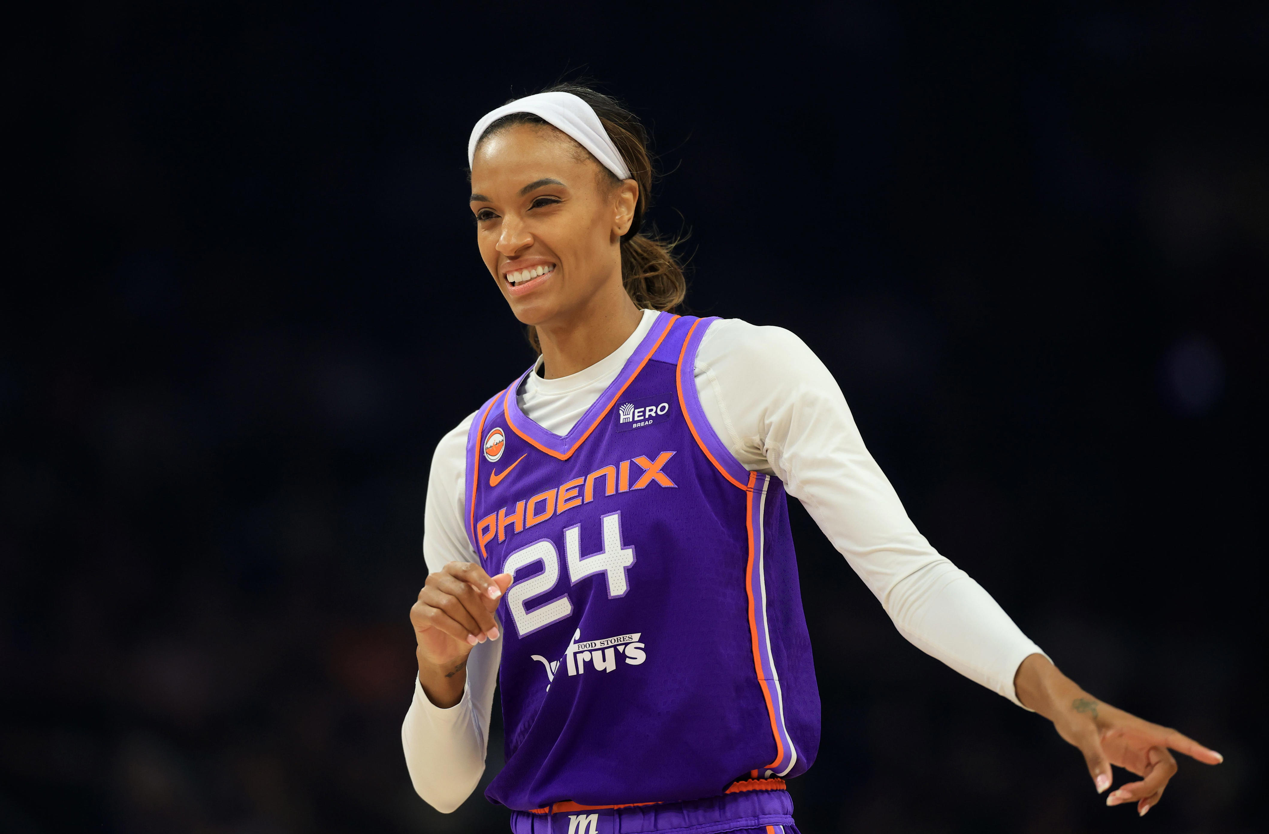 DeWanna Bonner moves up to seventh all-time in the WNBA for steals