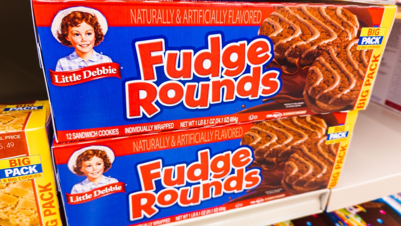 2 new special edition treats from Little Debbie are quietly becoming ...