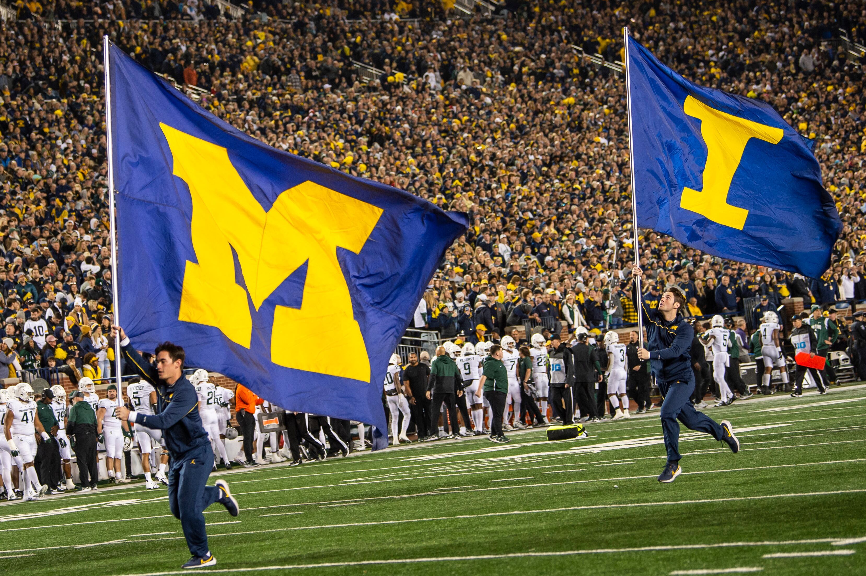 Michigan football beats out Alabama, others to land commitment from 4 ...