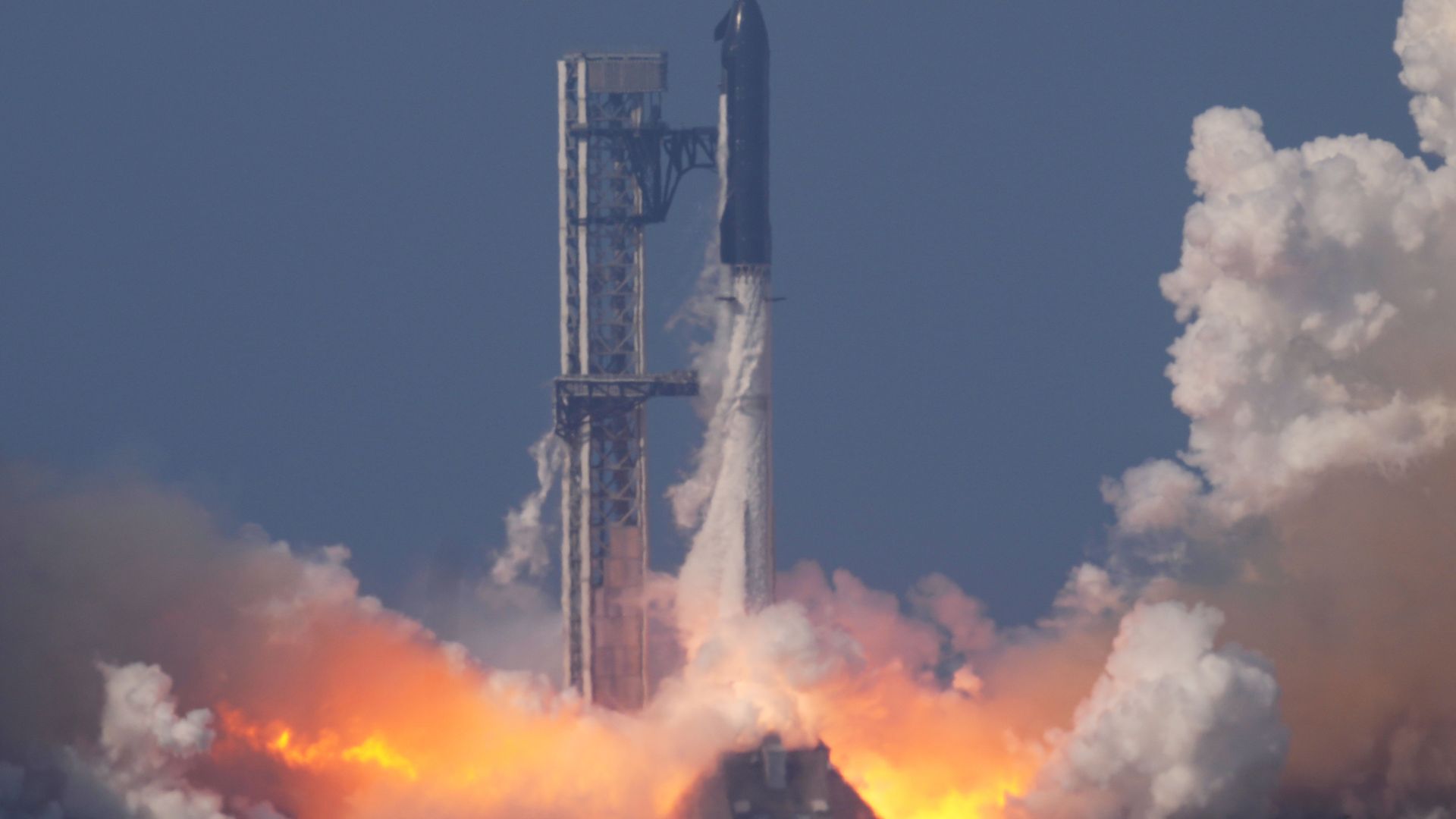 SpaceX gelingt Start von »Starship«-Rakete kurz vor Rekord-Börsengang