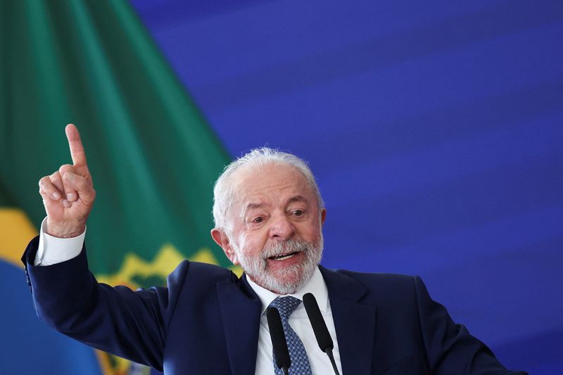 Lula leads Flavio Bolsonaro in Brazil election poll after Banco Master ...