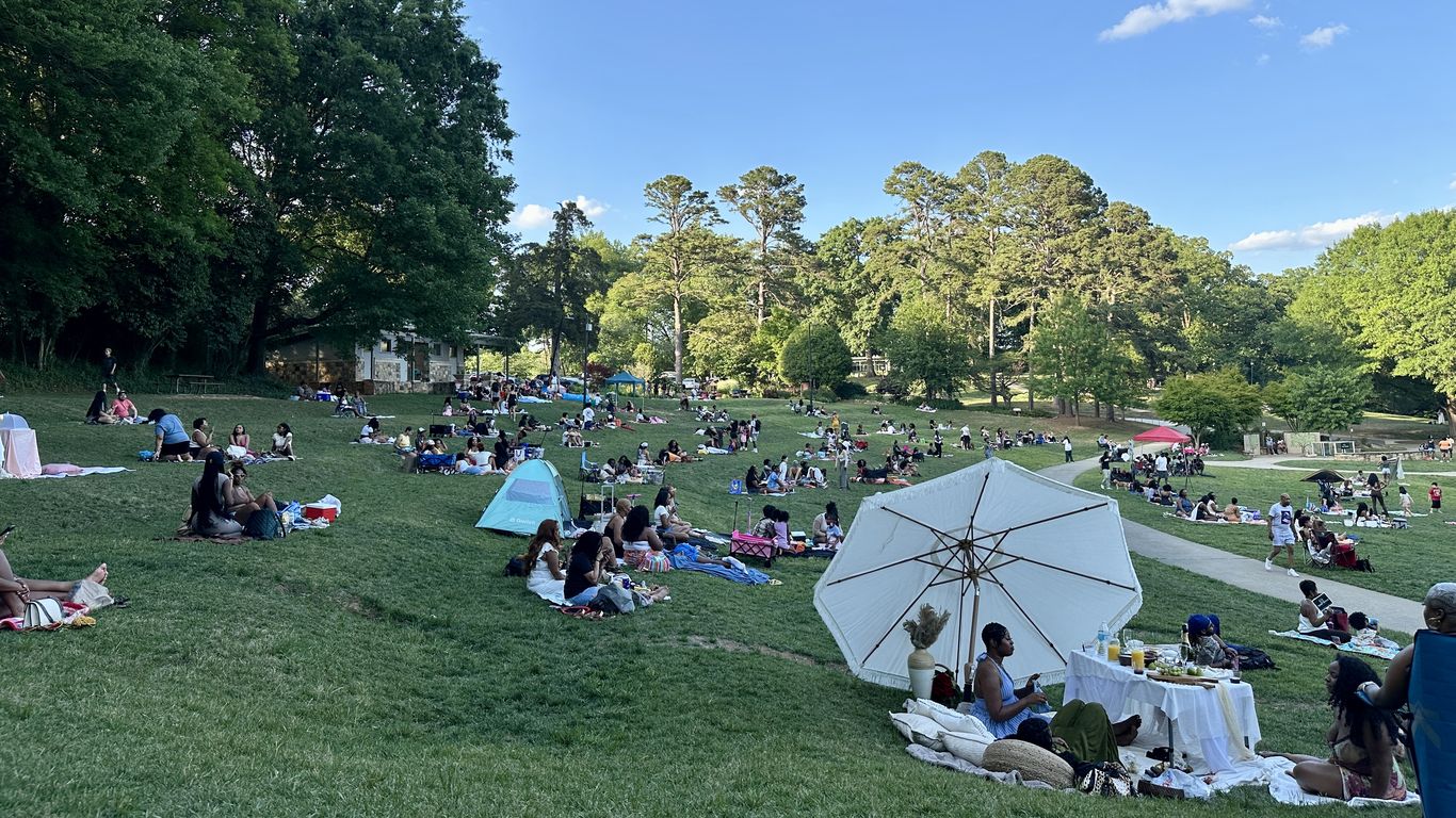 Charlotte is flocking to these laid-back park meetups