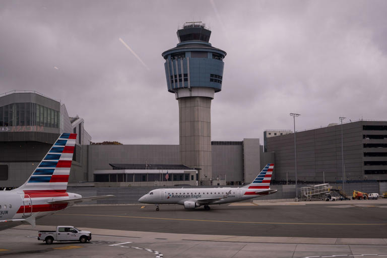 Alerta por retrasos y cancelaciones en aeropuerto LaGuardia de Nueva ...