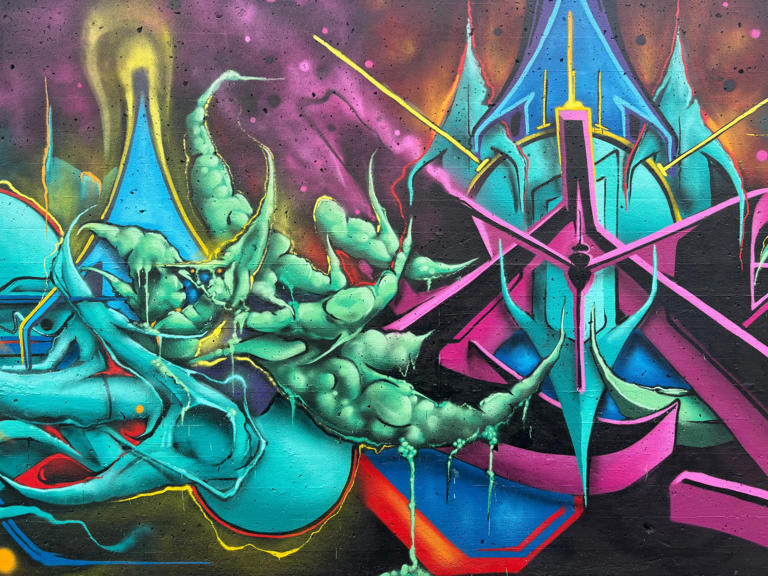 MO River Murals Fest brings nearly a mile of new murals to Kansas City ...