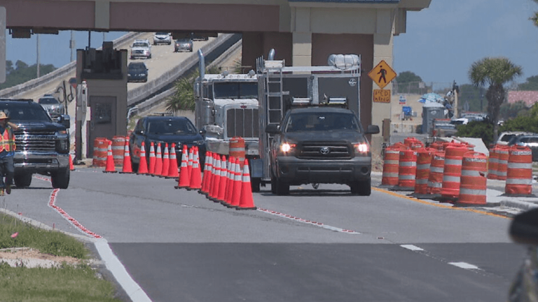 Gulf Breeze Police advises patience to drivers heading to Pensacola ...