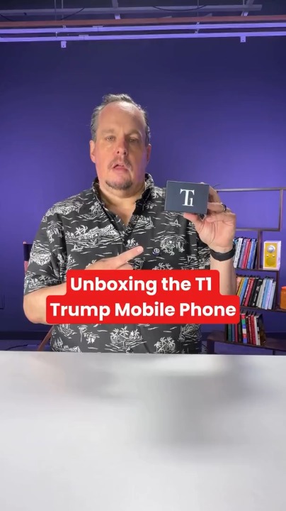 Unboxing the T1 Trump mobile phone