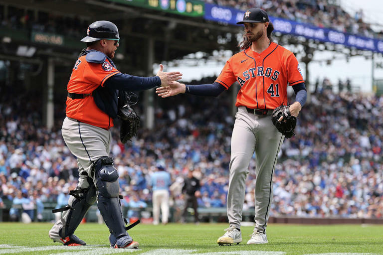Houston Astros pitchers stymie Chicago Cubs' struggling offense for 4-2 win