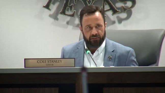 Amarillo Mayor Cole Stanley holding news conference about landfill fire ...