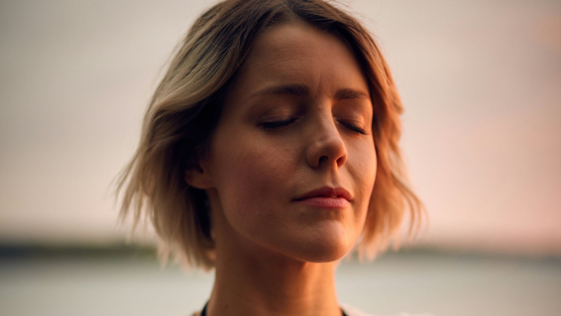 10 breathing habits that slow aging & 10 that increase stress