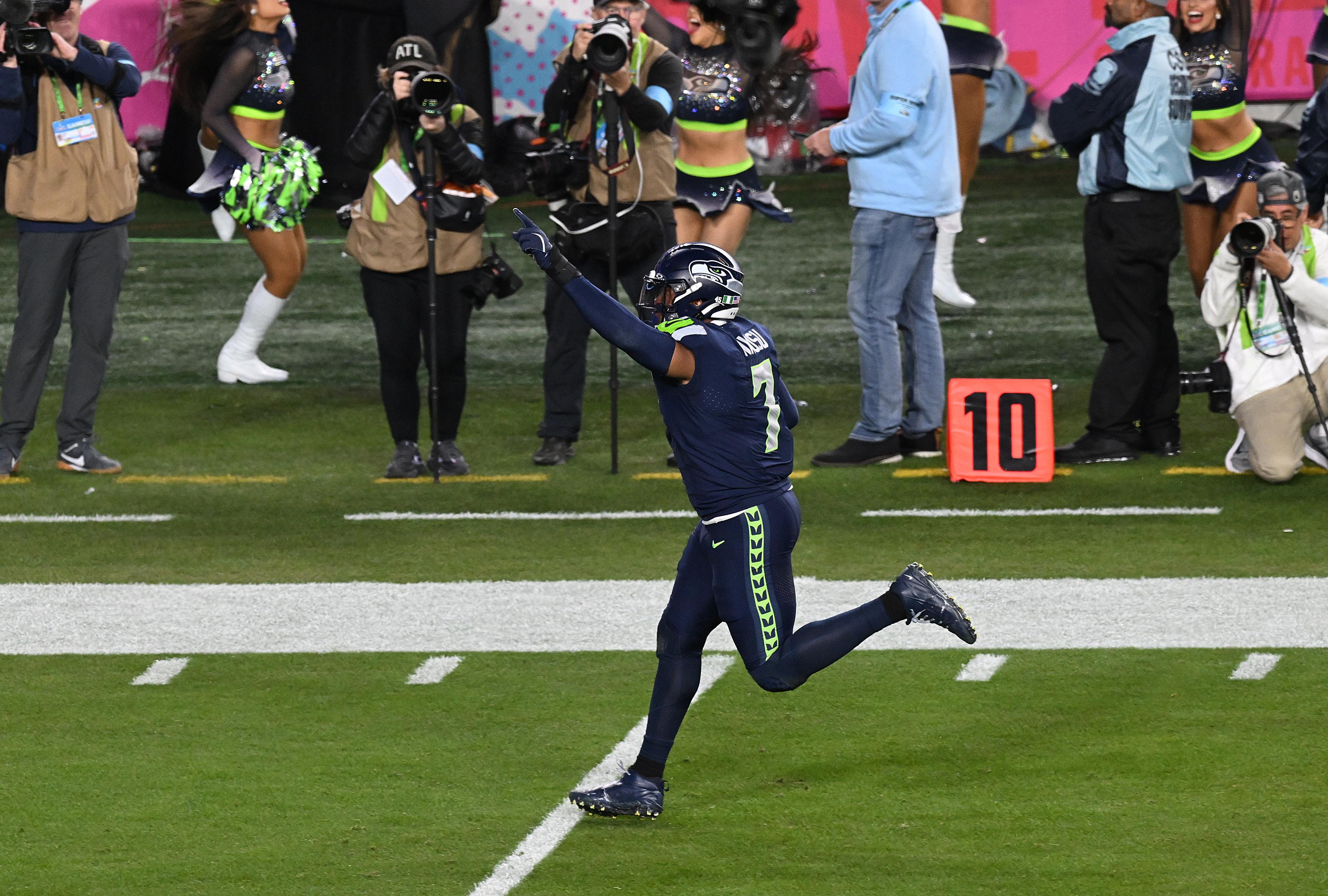 Seahawks’ Uchenna Nwosu, Rashid Shaheed to host Seattle All-Star ...